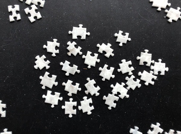 Tips om snel te puzzelen - vlakken bestaande uit 1 kleur leggen